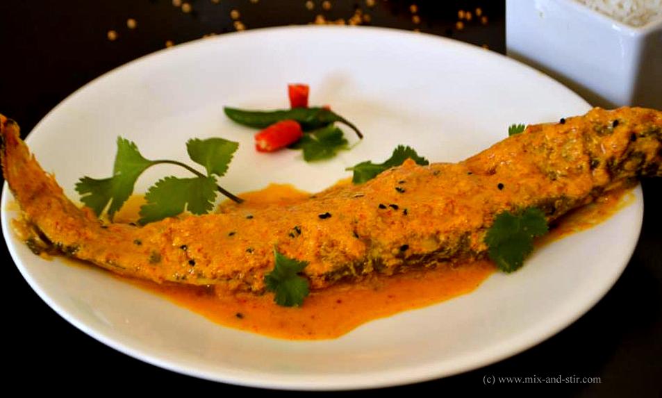 Mix and Stir: Pabda Mach r Sarshe Jhal